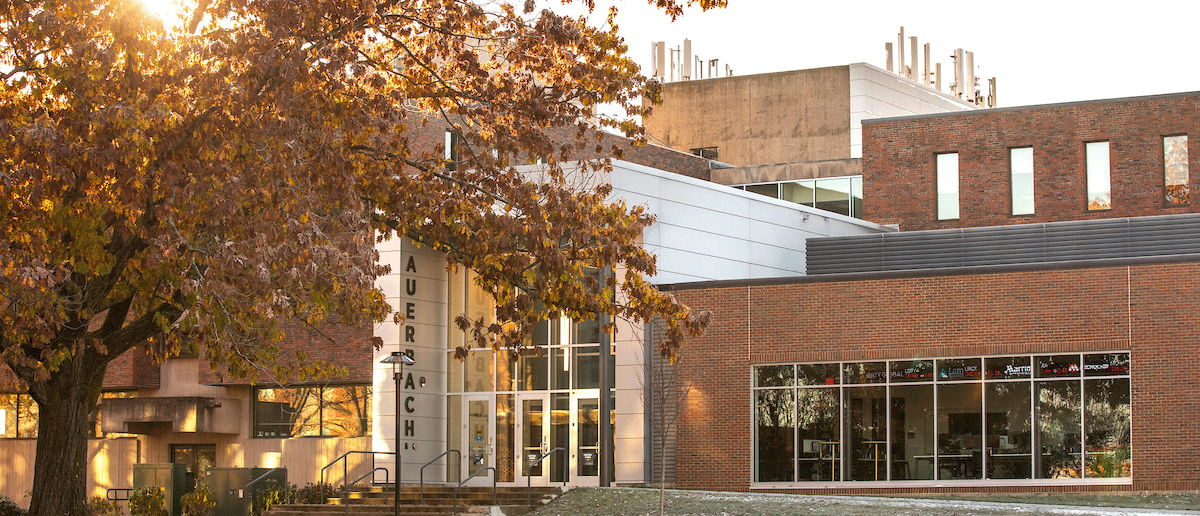 Alumni Hall of Fame - UHart Barney School of Business