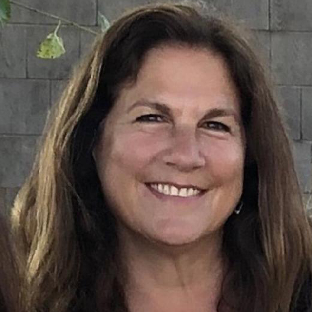 Victoria Connors - University of Hartford