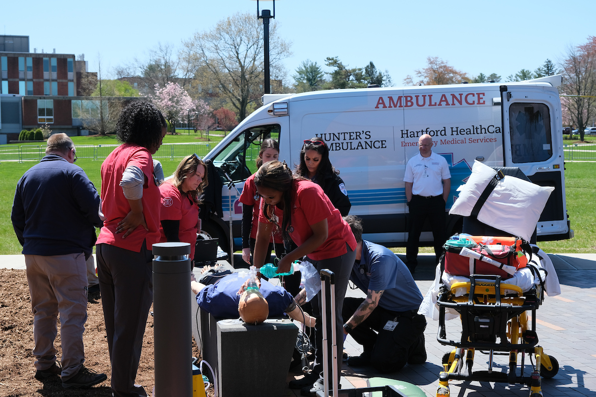 UHart and Hartford HealthCare Help Students’ Careers Take Flight ...